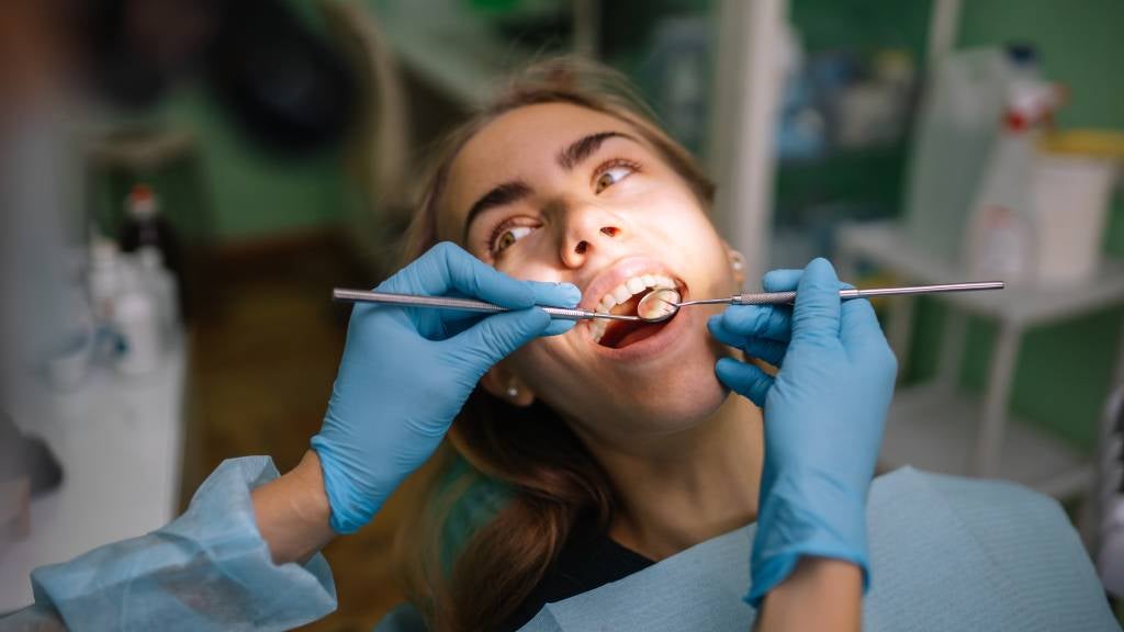 Essential guide to selecting health insurance with dental cover | Choosi