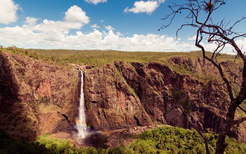 Off-road travellers Bob and Phyllis Bower | Australian Seniors
