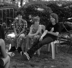 Elephant Eating Spiders | triple j Unearthed