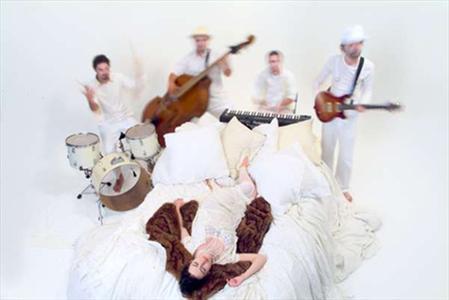 Gauche | triple j Unearthed